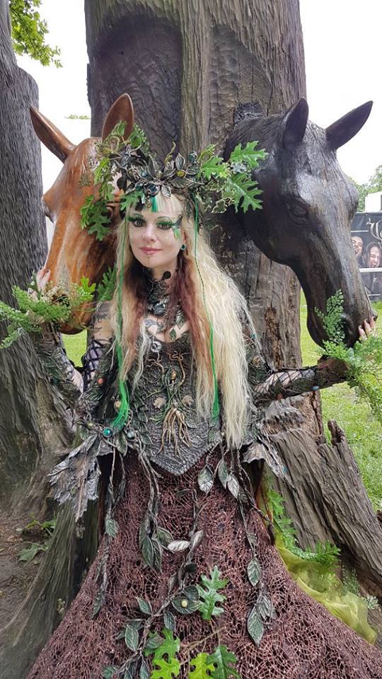 Dryad Magic Made of Latex and Patience – Organic Armor